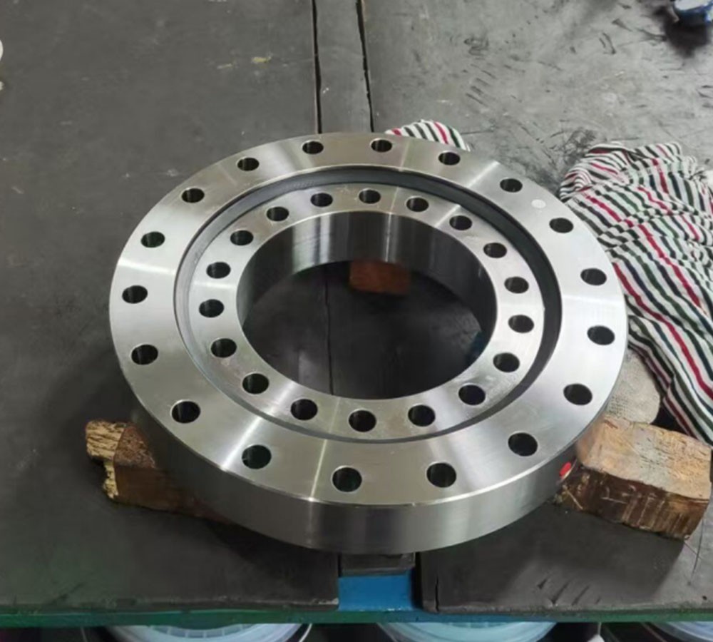 The slewing bearings of QIBR were delivered to the customer in Lyon ...