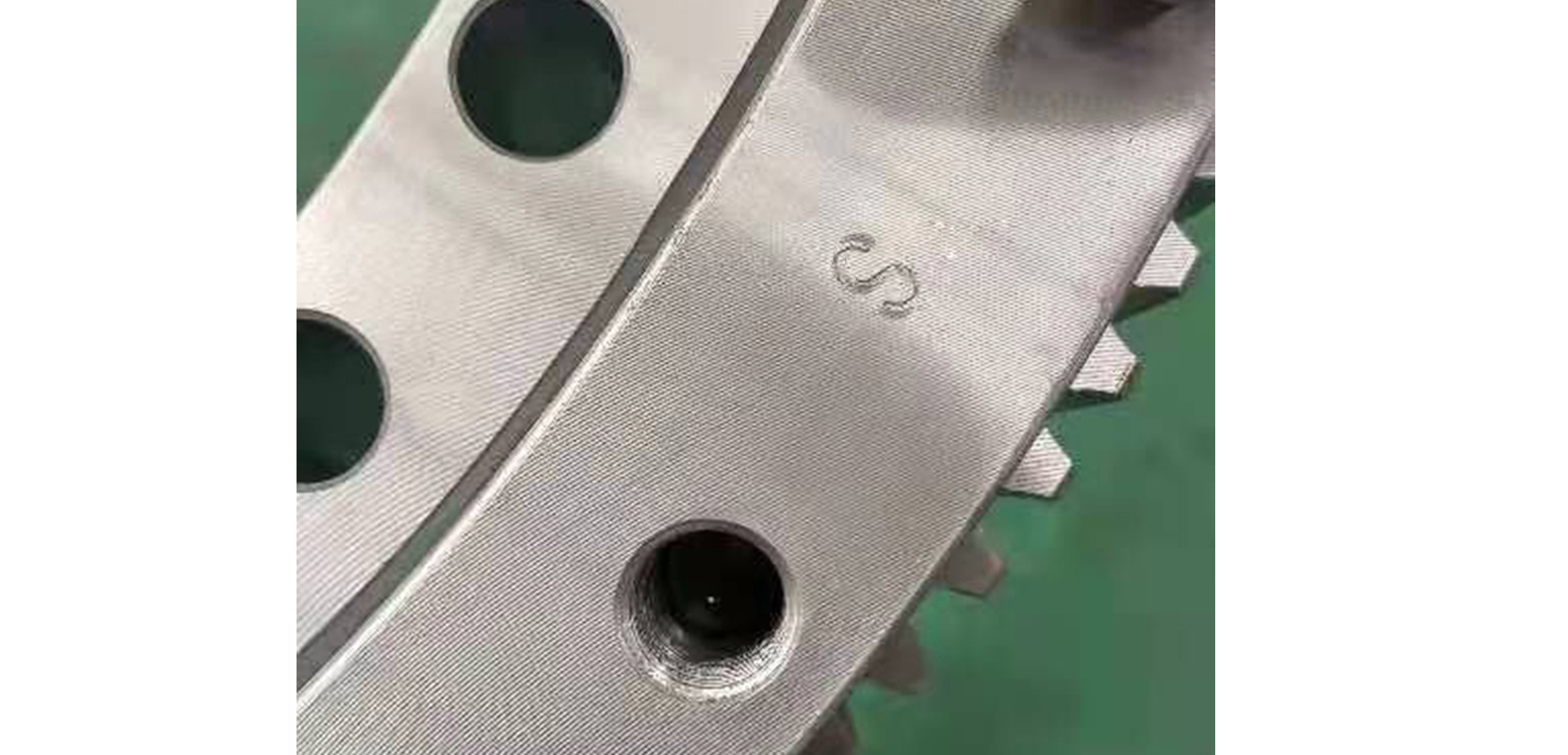 How is the Soft Zone of a Slewing Bearing Formed? - QIBR Bearing Co., Ltd.