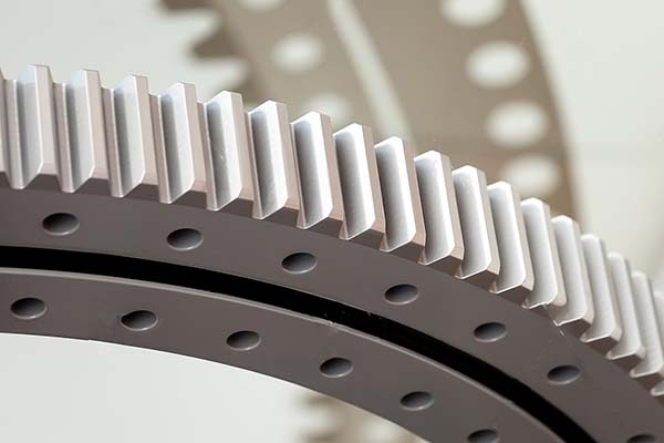 What are Features, Advantages, and Applications of QIBR Slewing Bearings? - QIBR Bearing Co., Ltd.